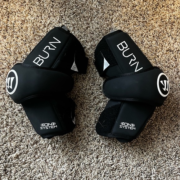 Other | Unisex Warrior Lacrosse Burn Elbow Guards | Poshmark